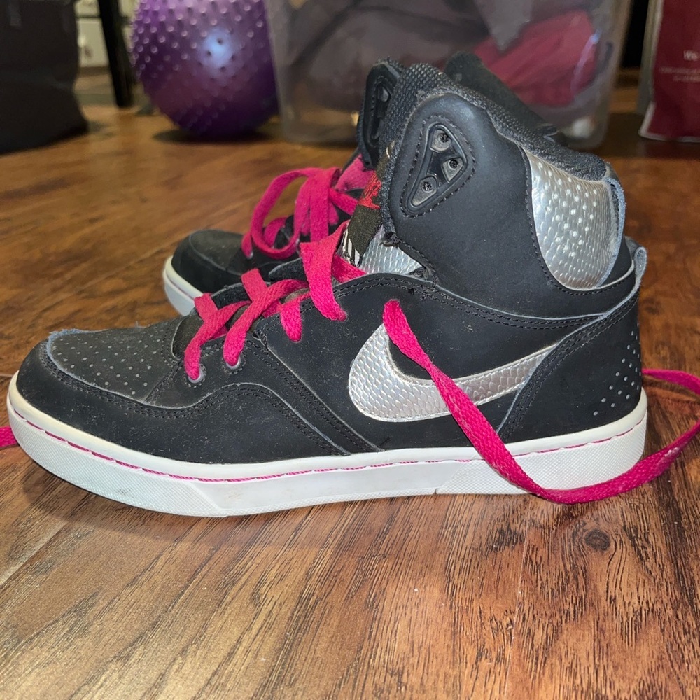 Nike High Top Sneakers - Gem